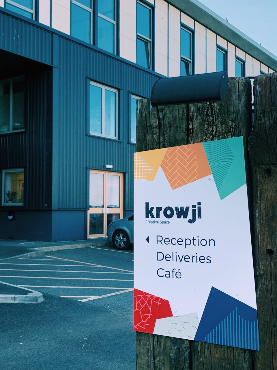 WE ARE RECRUITING A STUDIO MANAGER - Krowji